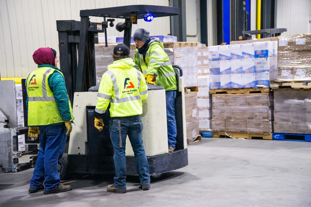 4 Reasons to Consider a Career in the Warehouse