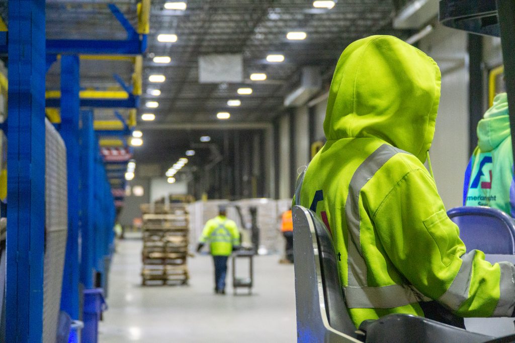 Streamlining Logistics with Freight Loading and Unloading